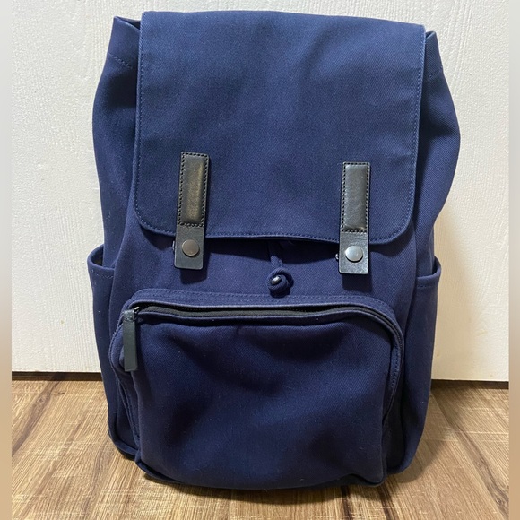 Everlane | Bags | Everlane The Modern Backpack | Poshmark